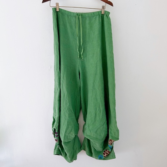 Blue Fish | Pants & Jumpsuits | Rare Blue Fish Painted Capri Parachute ...